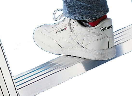 Steppladder P1 PLUS 2x6 steps 1,40m, Svelt - freestanding ladders