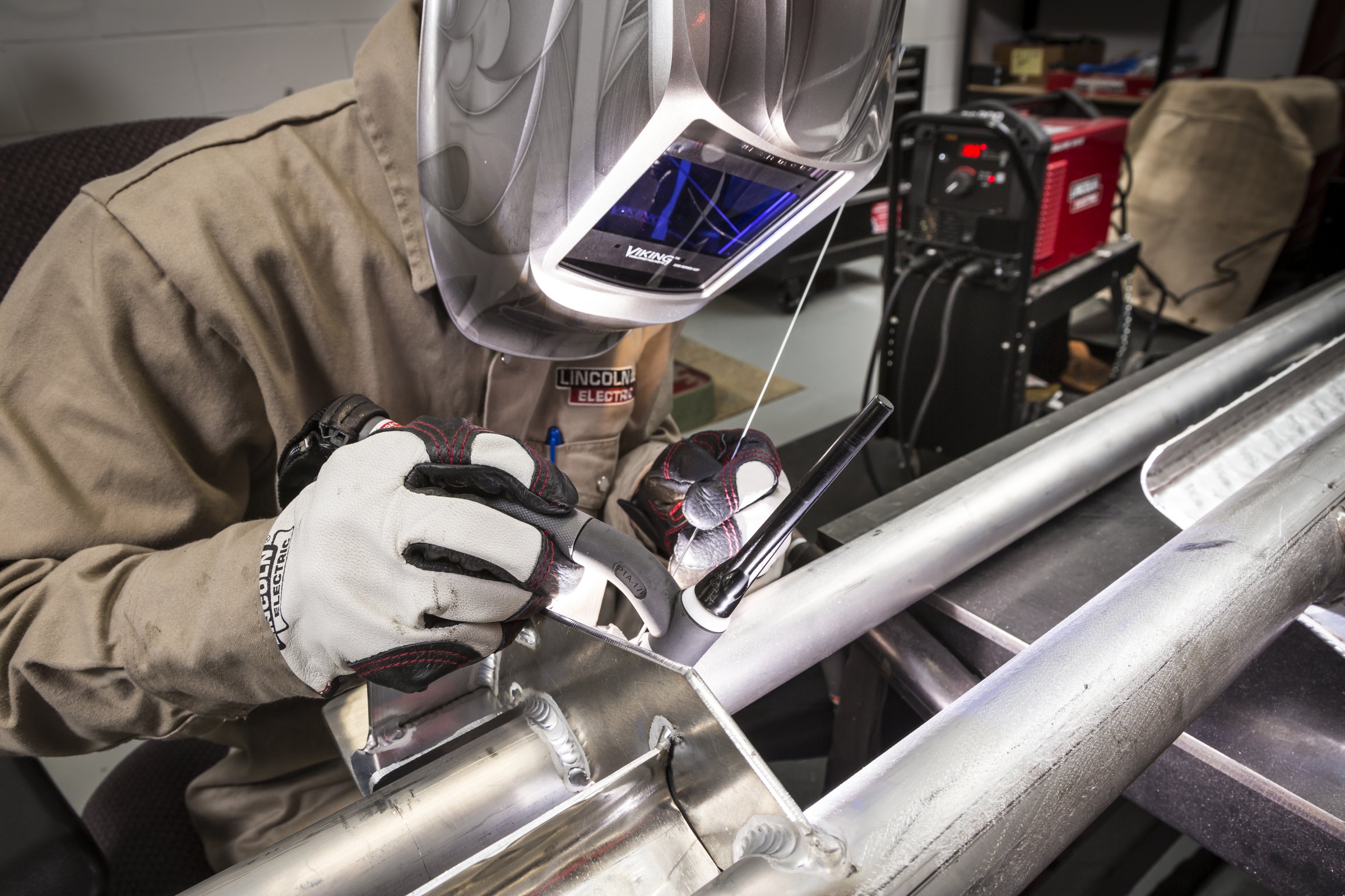 Tips for choosing the right welding machine | Stokker- tools, machinery ...